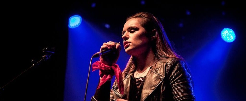 Loitered Lens: Sam Lavery - Trebuchet