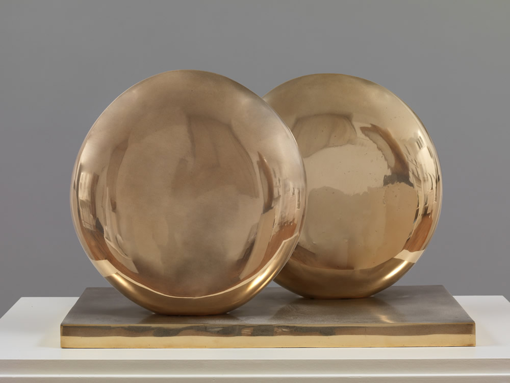 First Monographic Exhibition of Sculptor Barbara Hepworth - Trebuchet