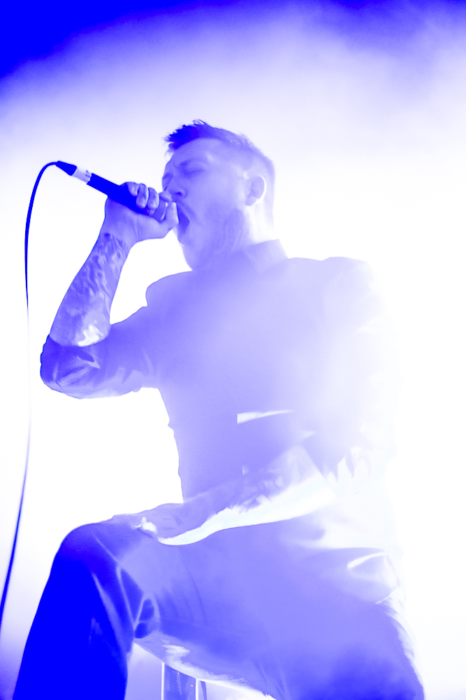 Chanting Guitars and Dusk Distortions: Bossk - Trebuchet