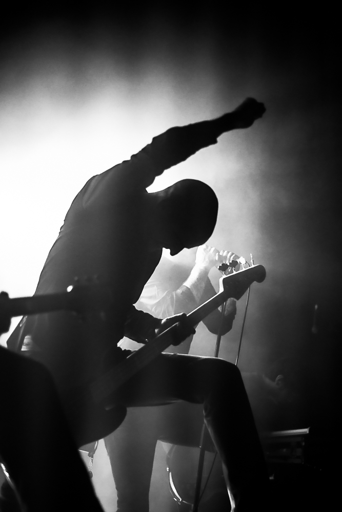 Chanting Guitars and Dusk Distortions: Bossk - Trebuchet